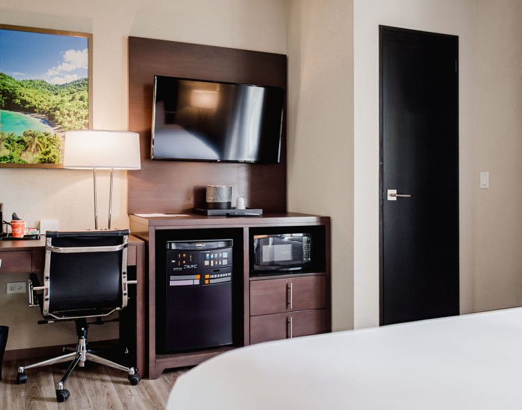 Rooms - Comfort Inn & Suites - Tobago