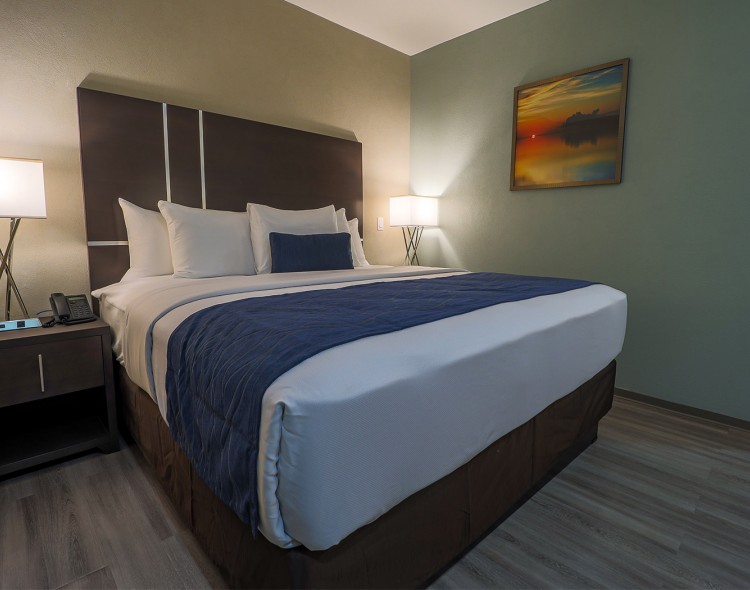 Rooms - Comfort Inn & Suites - Tobago