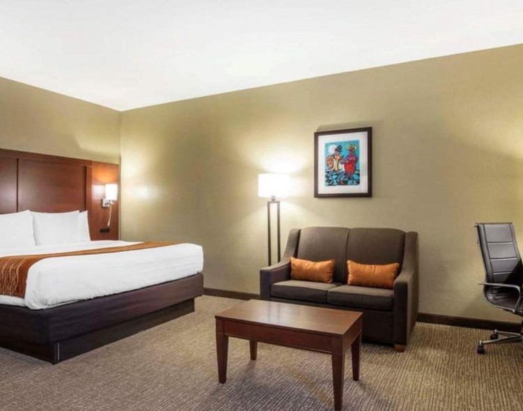 Memphis Hotel Rooms | Comfort Inn Memphis Downtown
